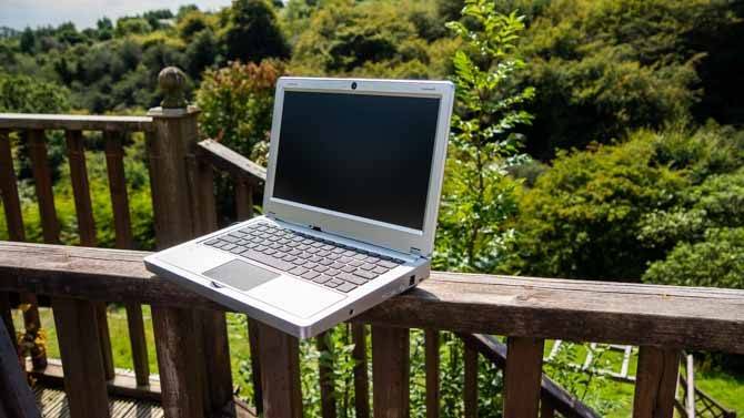 CrowPi 2 Is The Raspberry Pi Laptop and Electronics STEAM Workshop You ...