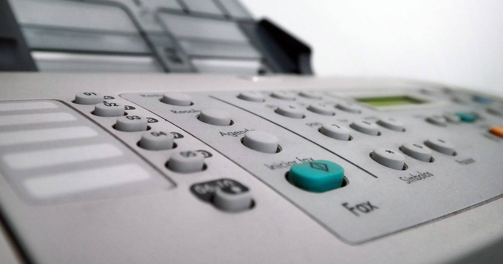 How to Send a Fax Online from a Computer Without a Fax Machine