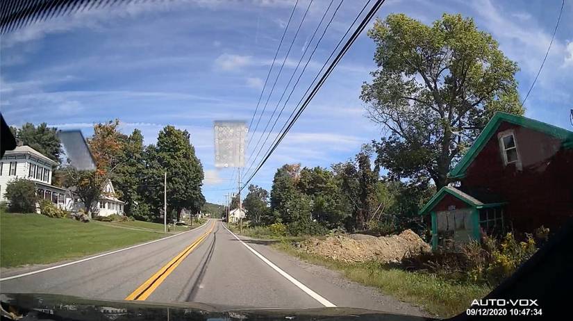 AUTO-VOX V5 Dashcam: Turn Your Boring Old Rear-View Mirror Into ...