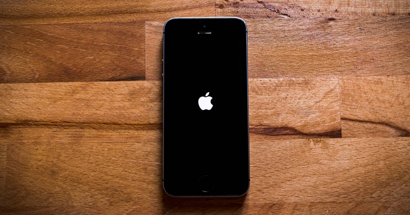 8 Steps to Fix an iPhone That Keeps Restarting