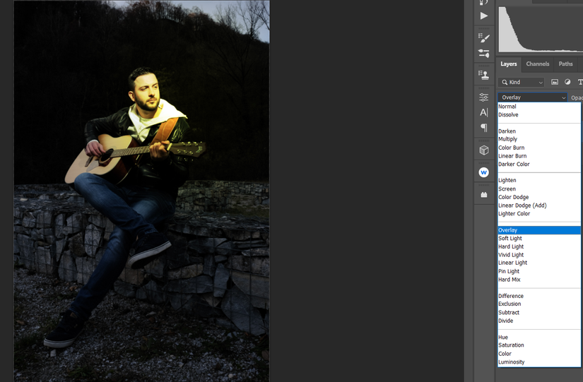 How to Easily Create Lighting Effects in Photoshop Using Overlay Blend Mode