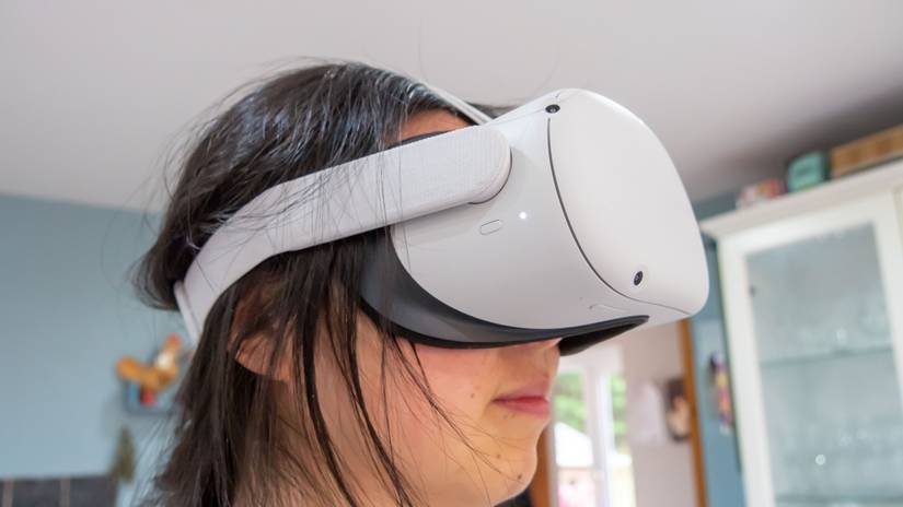 Oculus Quest 2 Review: The Best Headset for Everyone