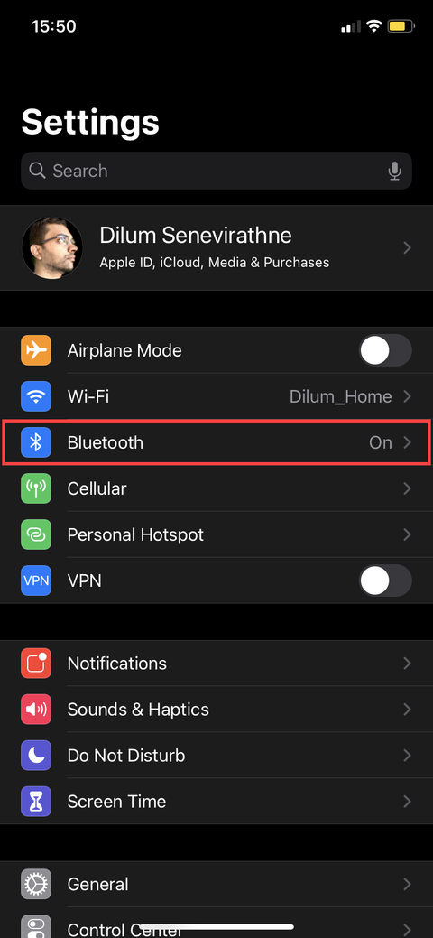 6 Fixes for AirPods Not Switching Automatically Between Apple Devices