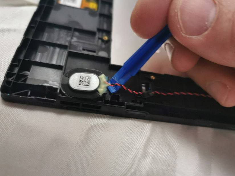 Cracked Your Amazon Fire Tablet Display? Here's How to Replace It