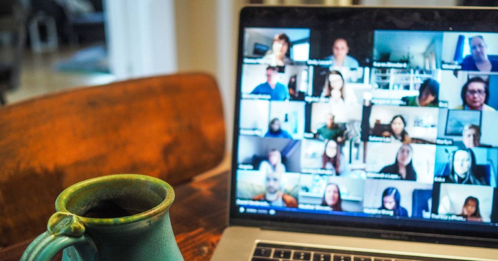 5 Zoom Apps to Make Video Calls Better and More Productive