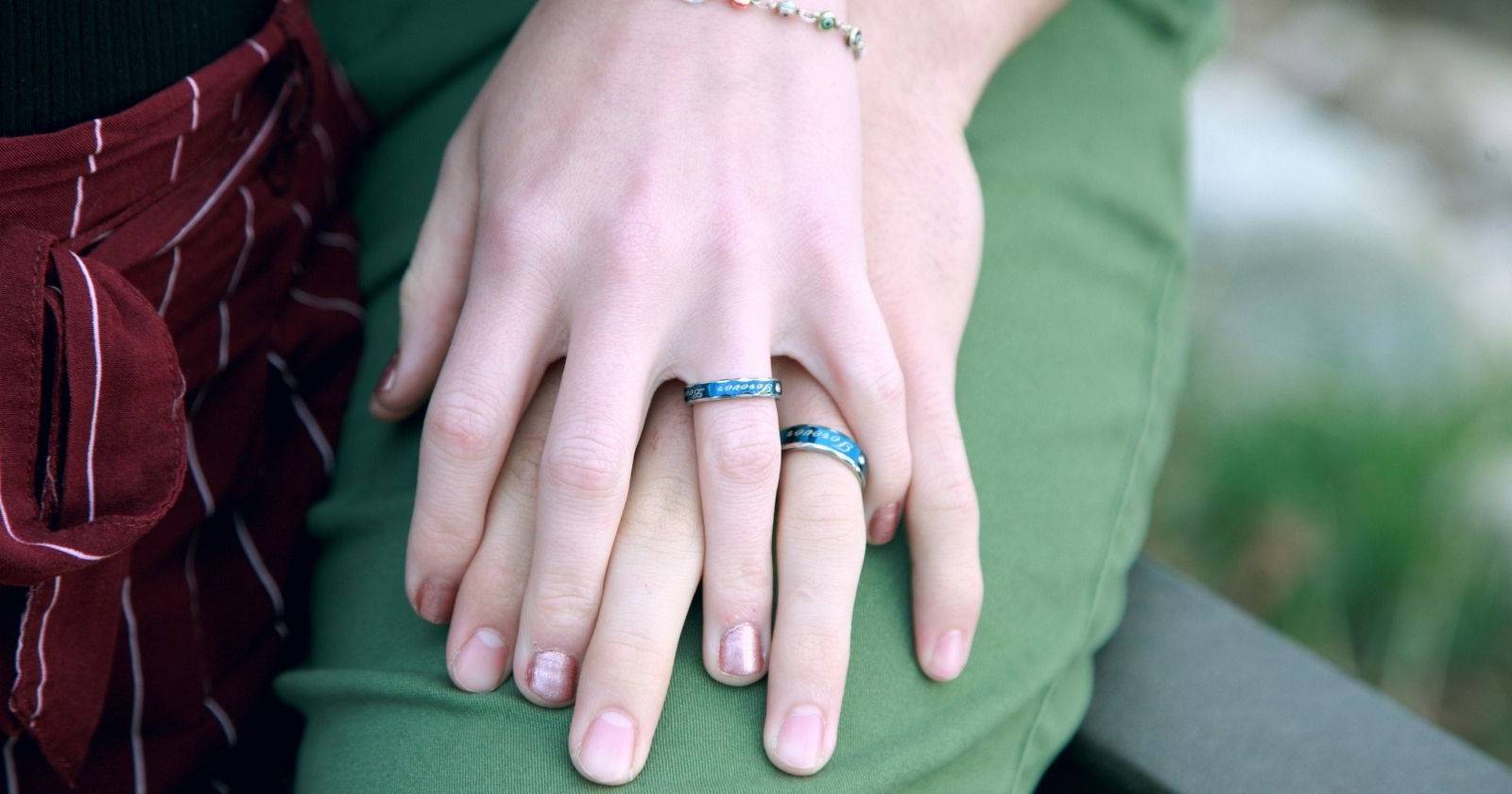 What to Know About Updating Your Facebook Relationship Status
