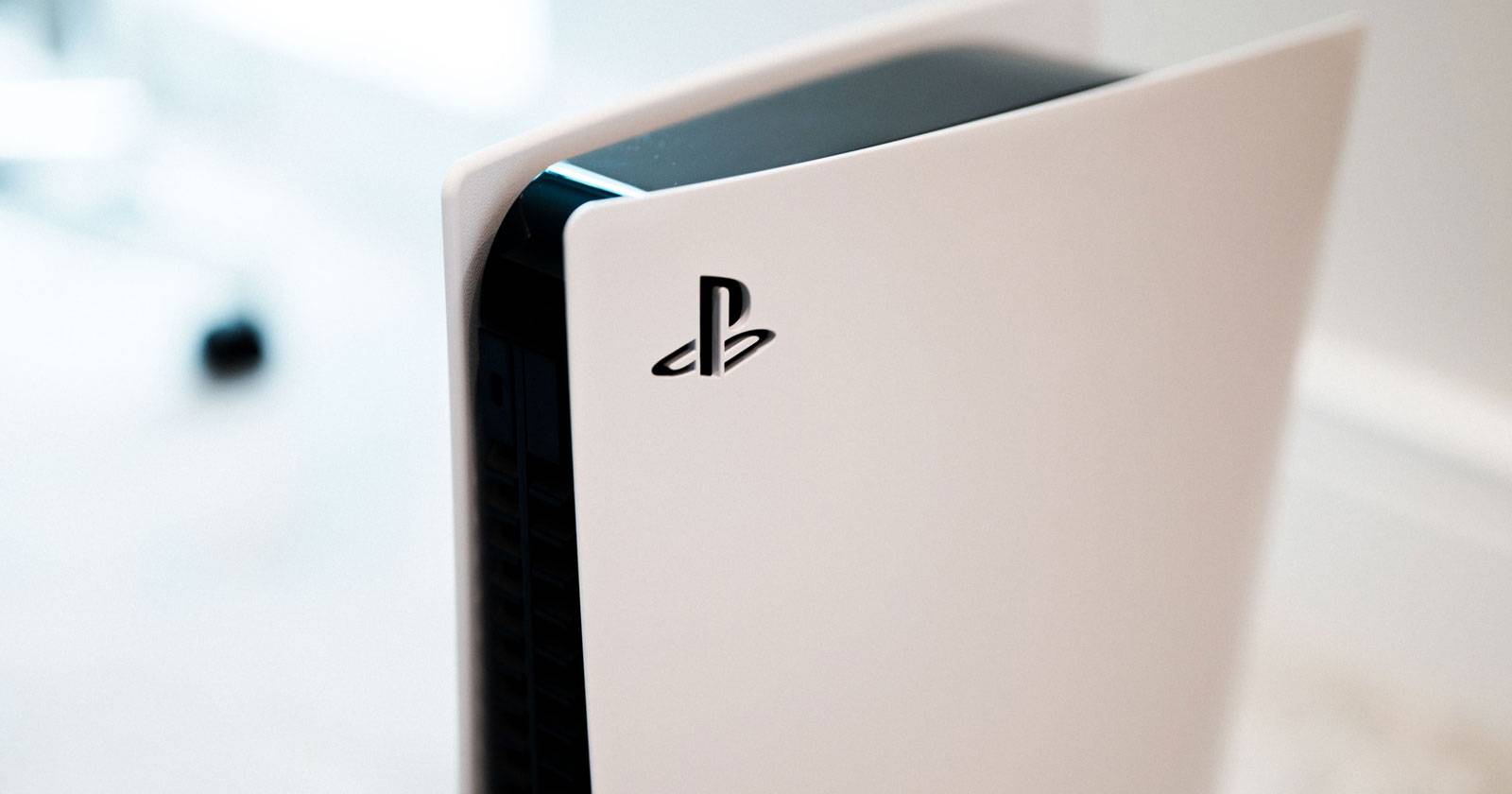 How to Turn Your PS5 From Vertical to Horizontal (and Vice Versa)
