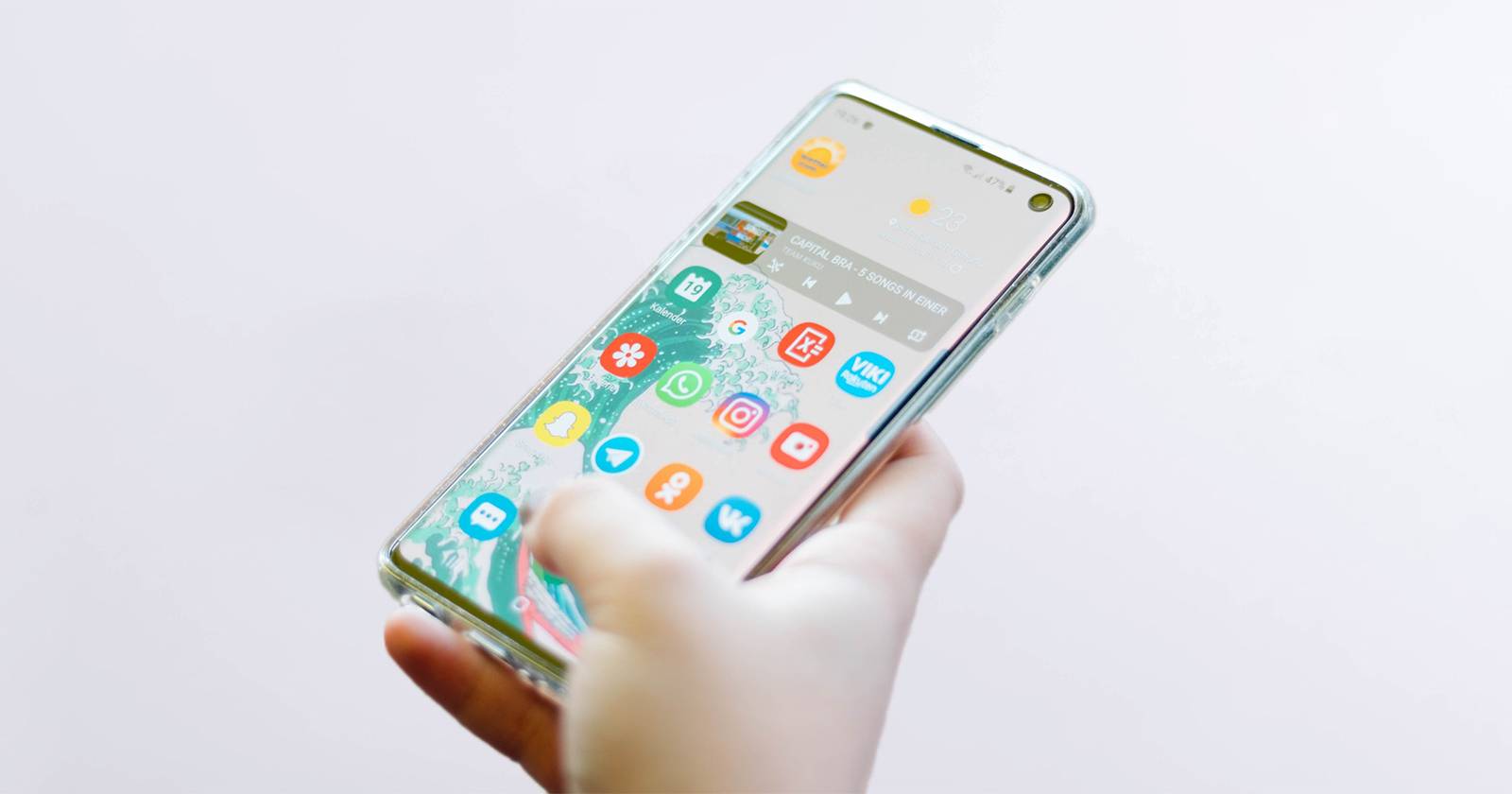 What Is Live Caption on Samsung Phones, and Does It Work?