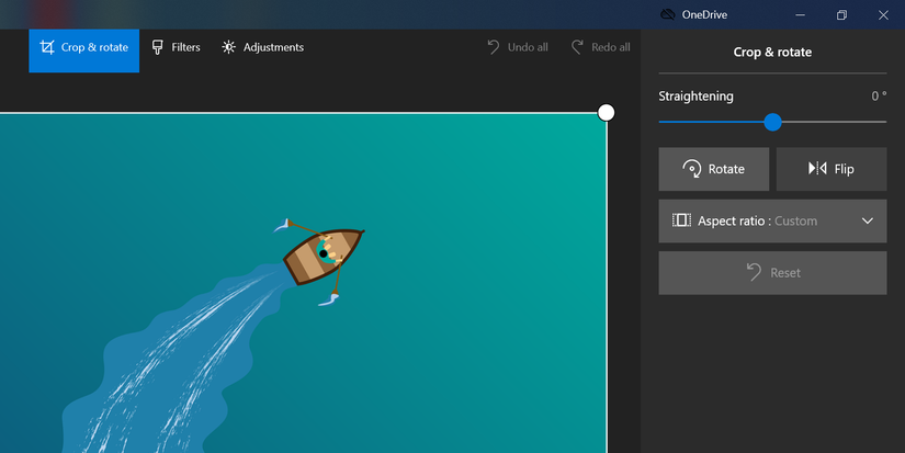 4 Quick and Easy Ways to Flip a Photo on Windows 10