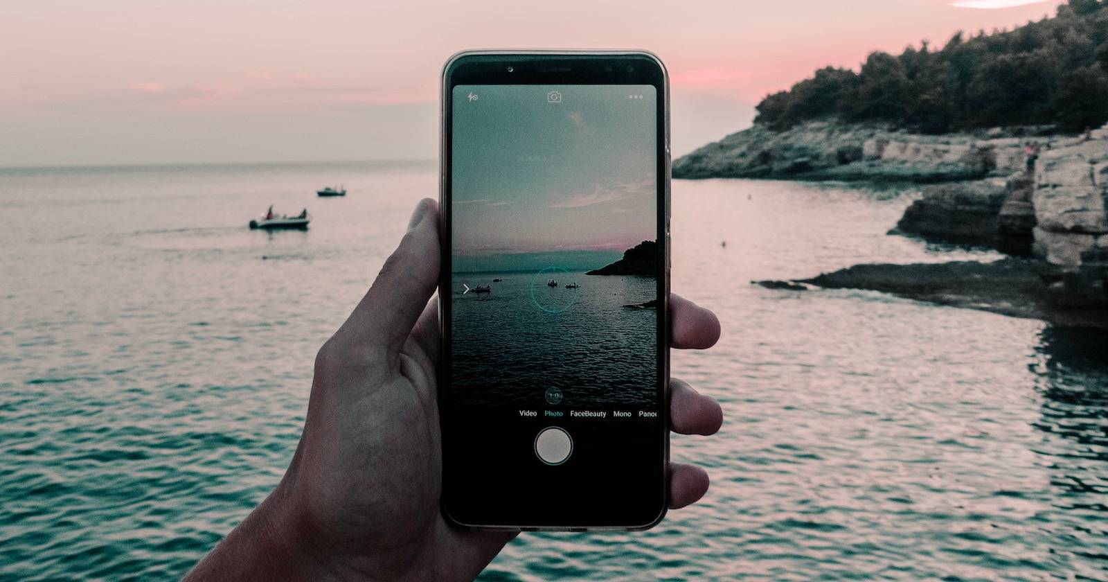 How to Add Captions to Photos on Your iPhone and iPad (and Why)