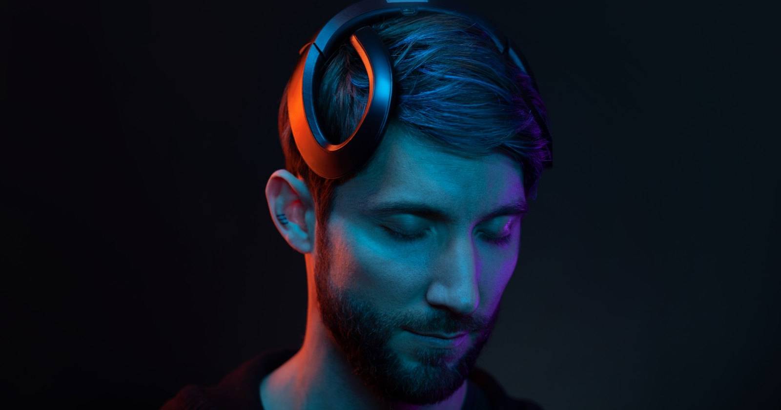 Neurosity Launches The Crown, a "Brain Computer" You Wear on Your Head