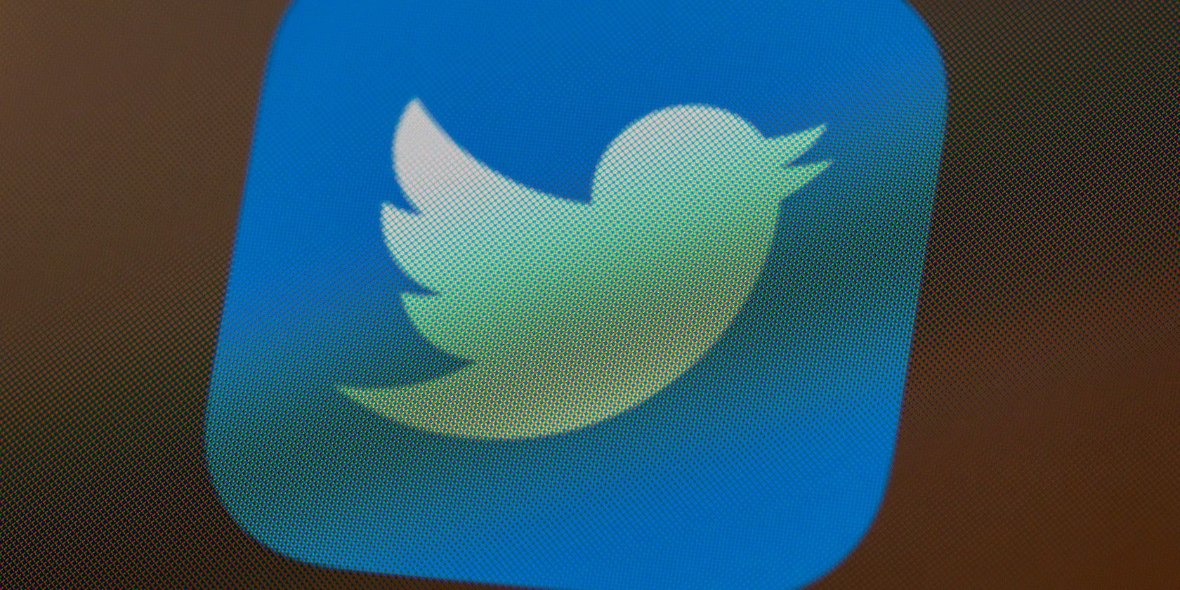 What Are the Cryptic "Alien" Meme Tweets on Twitter?