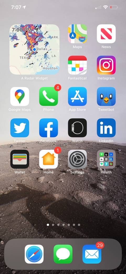 The 9 Best iPhone Widgets (And How to Put Them to Good Use)