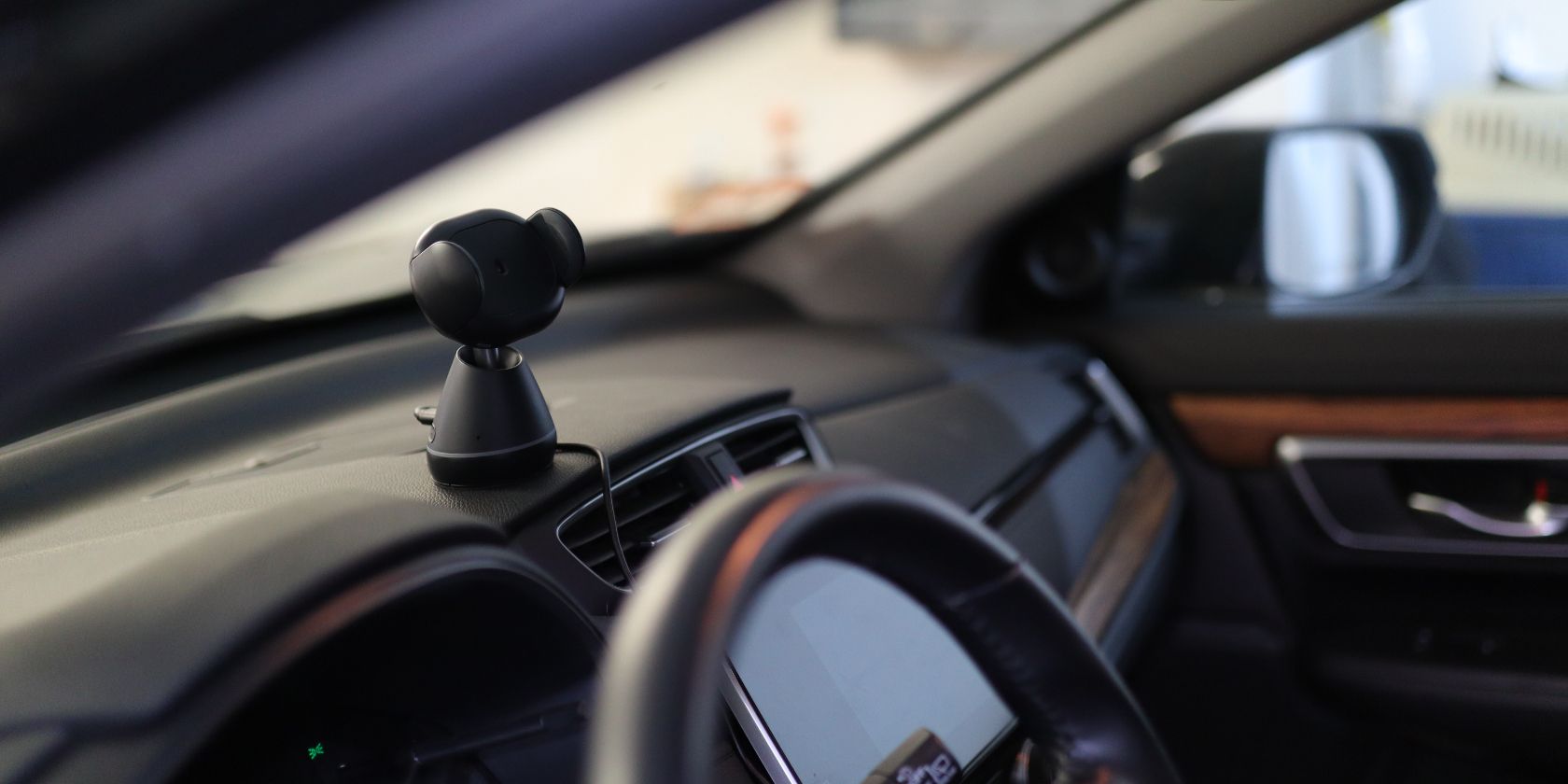 The $99 Aivo Connect by iOttie Is a Superb Way to Bring Alexa Into Your Car