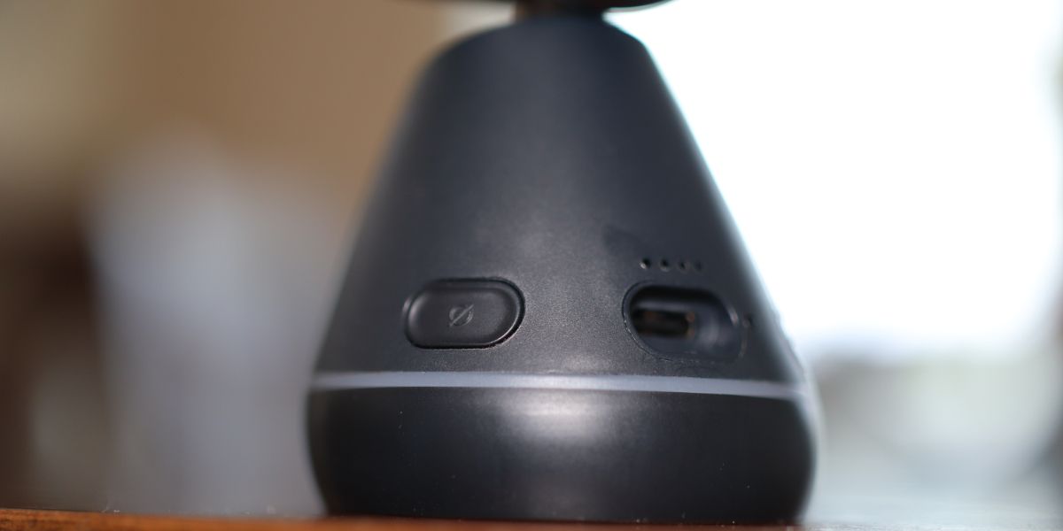 The $99 Aivo Connect by iOttie Is a Superb Way to Bring Alexa Into Your Car