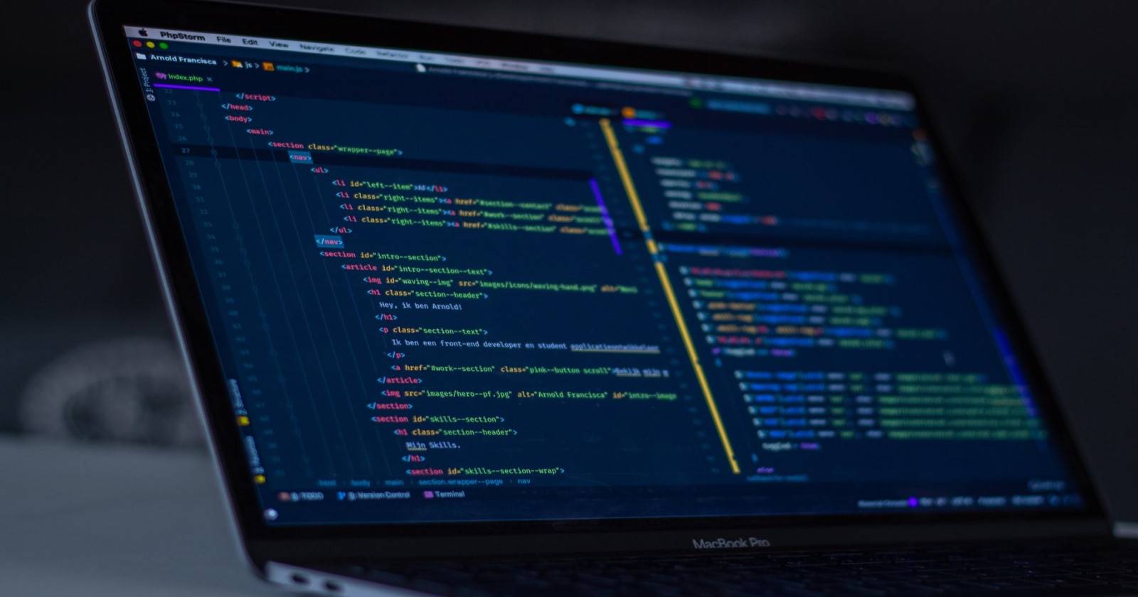 8 Apps to Help You Learn to Code for International Programmers' Day