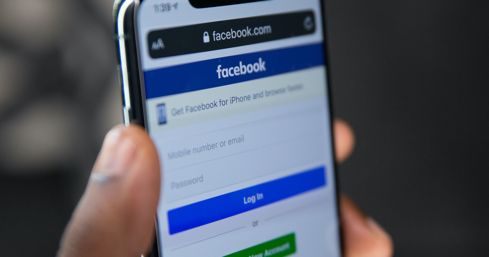 Facebook Continues to Host Anti-Vax Theme Profile Borders Despite Ban