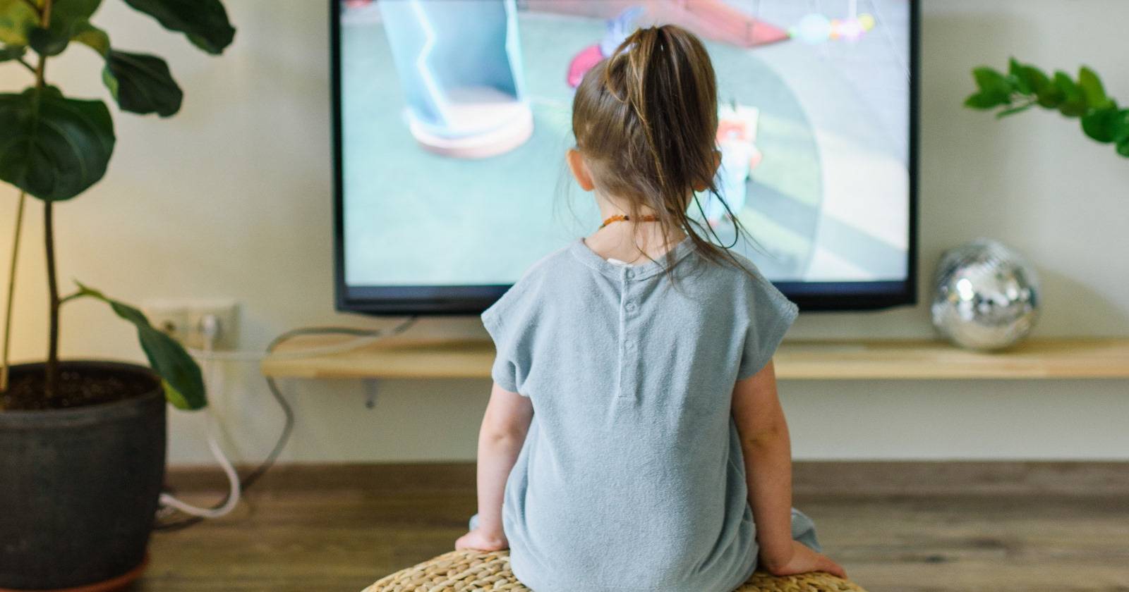 Can't See the Movie? Here's How You Clean a Flat Screen TV