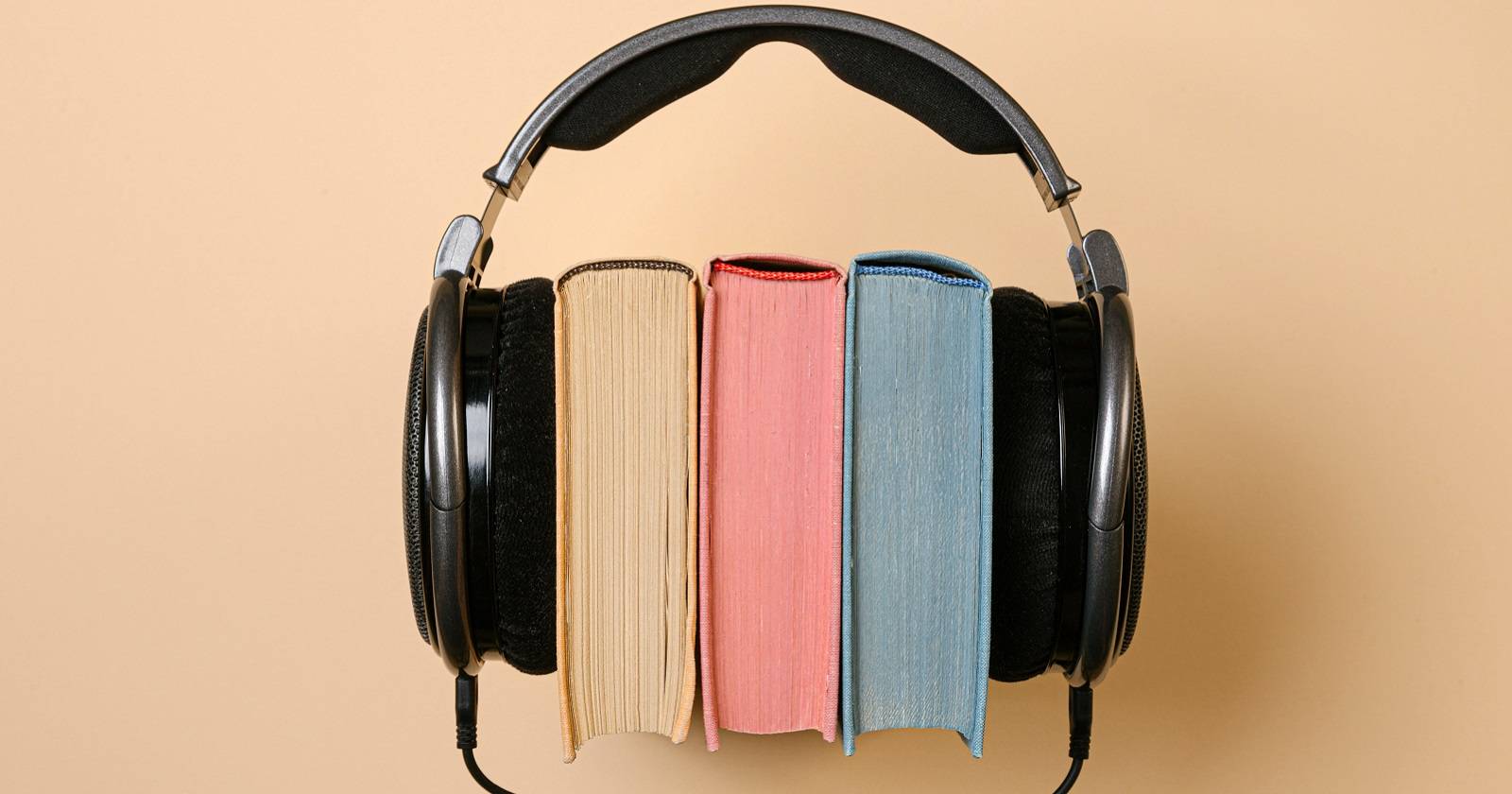Physical Books vs. Audiobooks: Which Is Better?