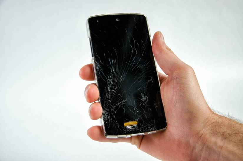 Cracked Your Screen? 8 Things to Do About a Broken Phone Screen