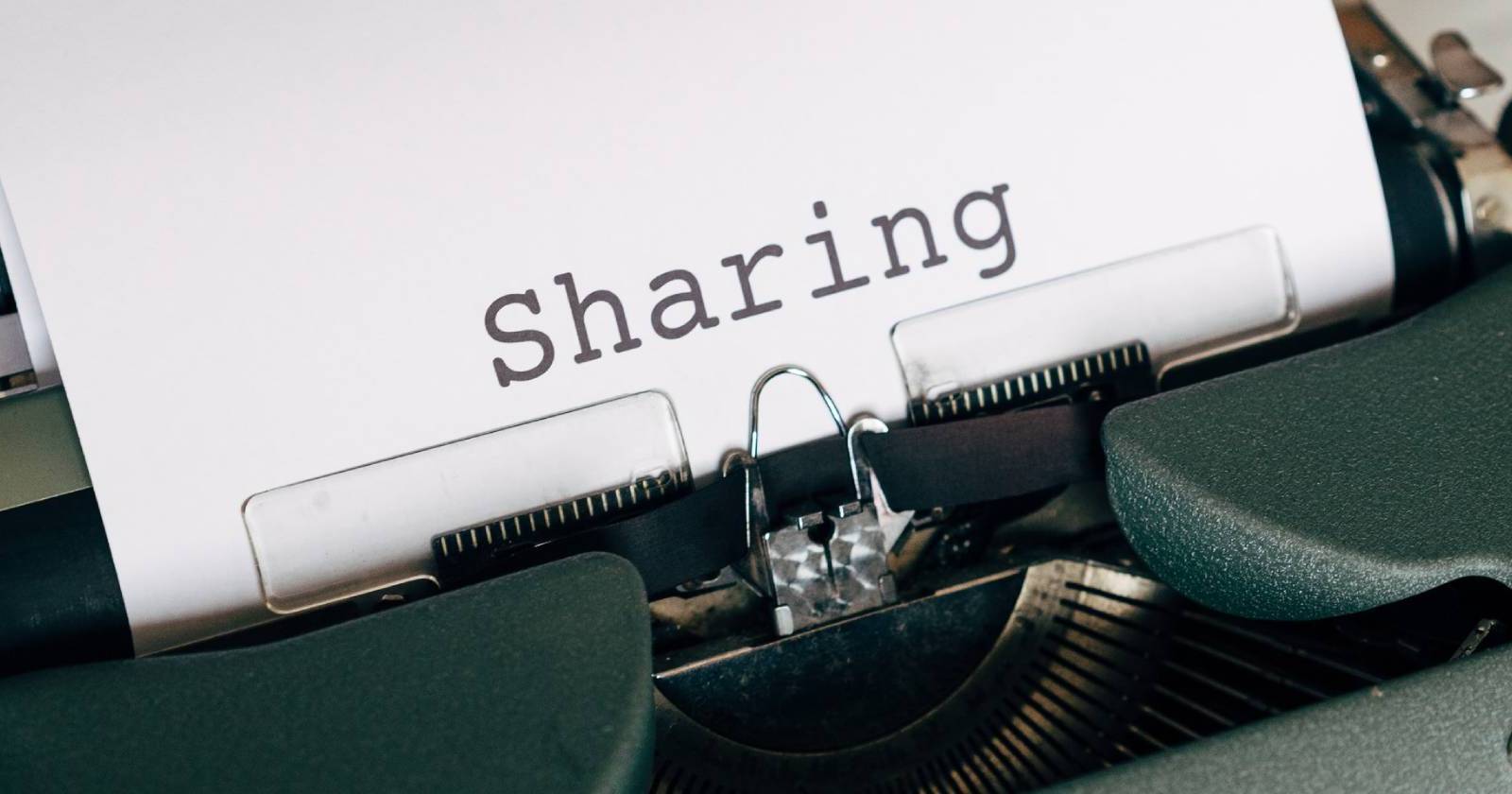 How to Upload and Share Files From the Terminal Using Transfer.sh