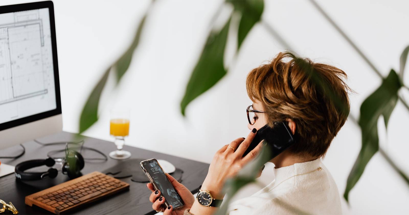 How to Balance Freelance Work With Your Full-Time Job: 10 Tips