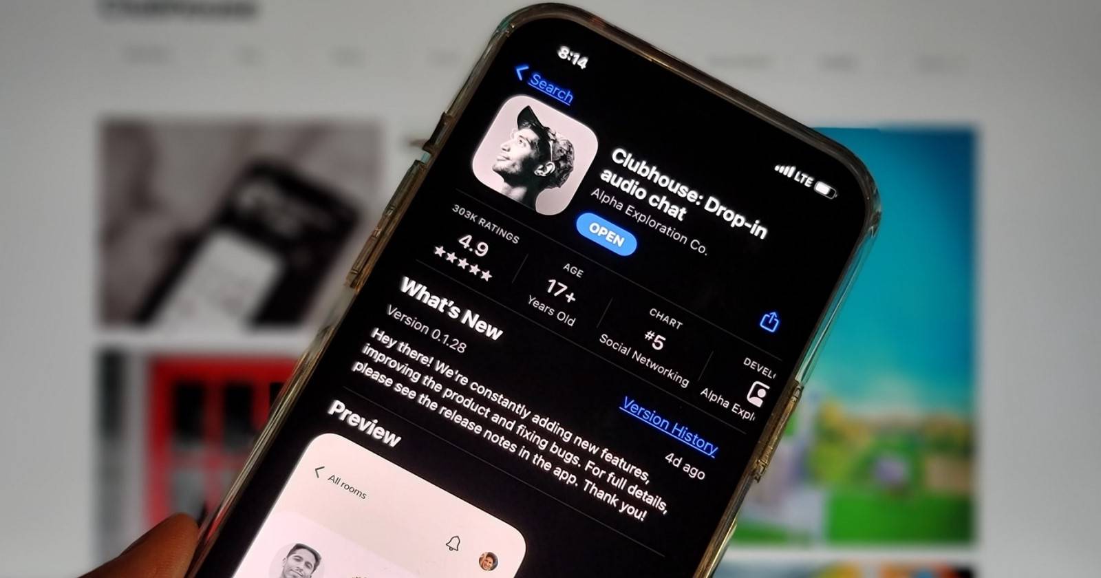 Clubhouse Launches a Replay Feature: What It Is and How It Works