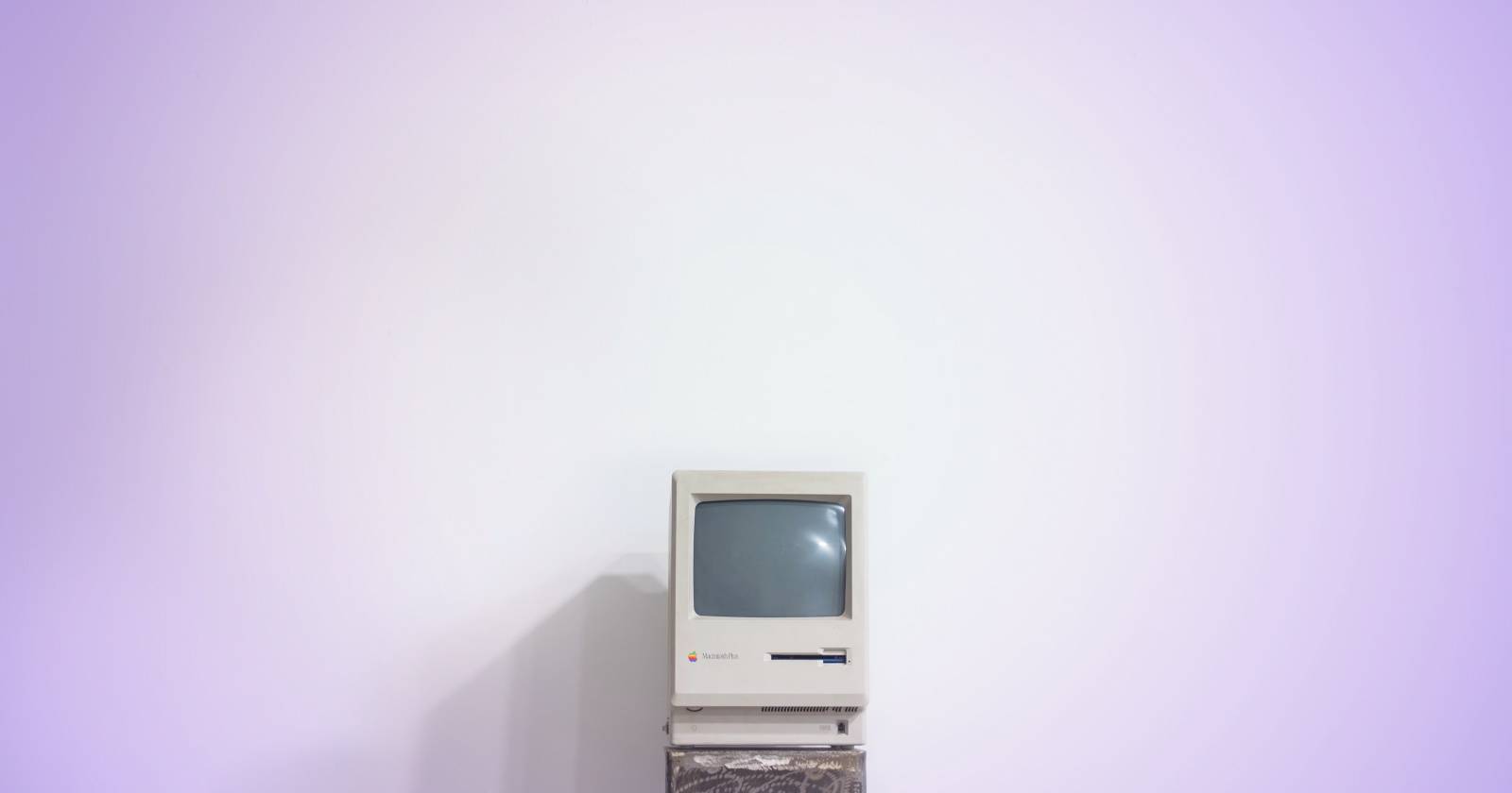 15 Old Tech Gadgets and Devices That Confuse the Younger Generation