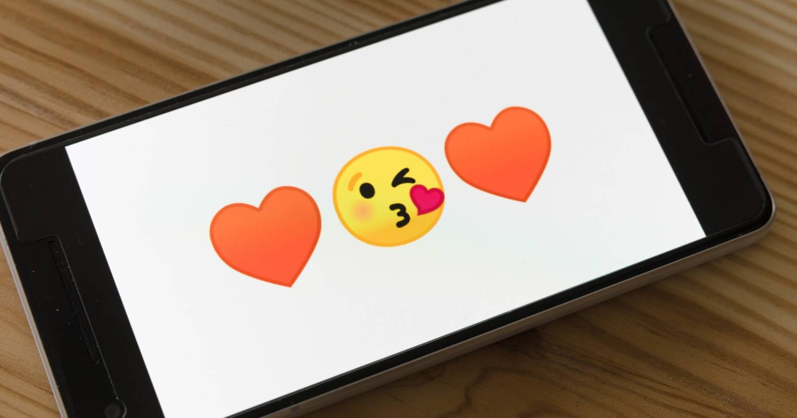 How to Use Interactive Emojis on Telegram