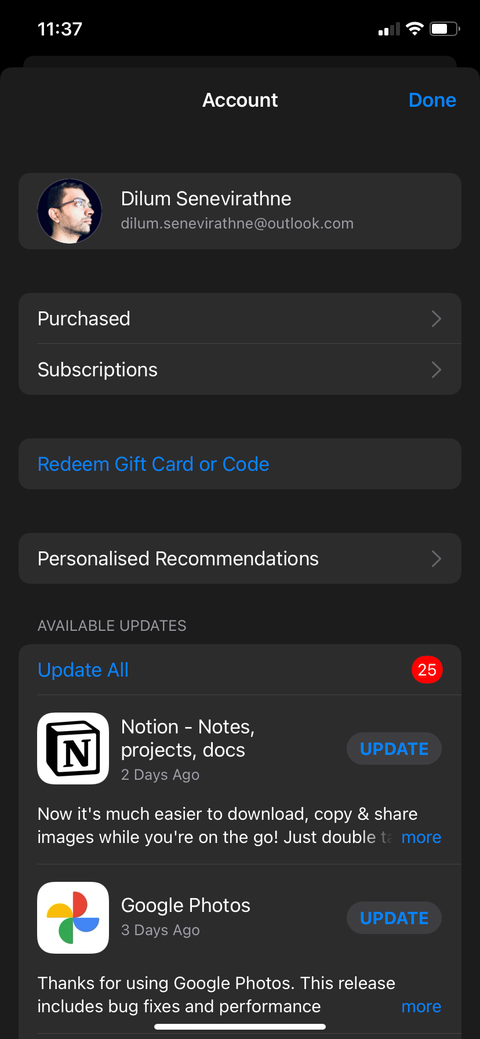 How to Automatically or Manually Update the Apps on Your iPhone
