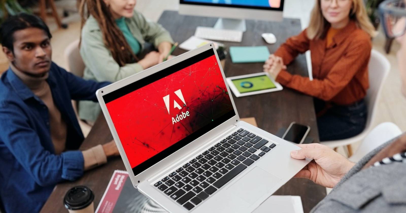 The 8 Best Alternatives to Adobe Products That Run on Linux