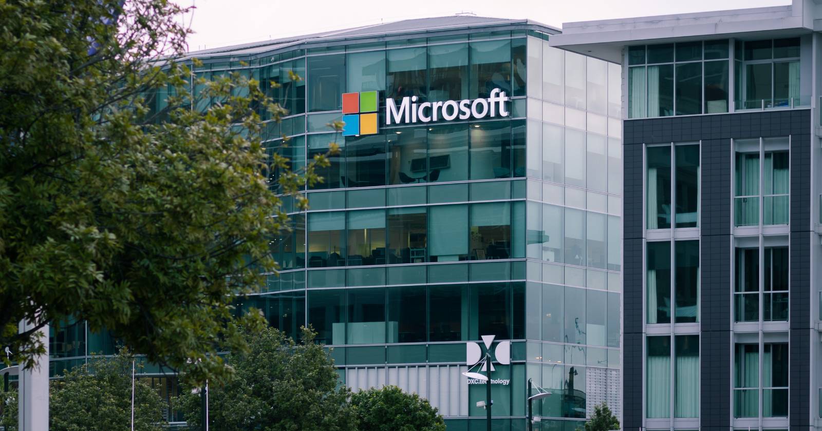How to Contact Microsoft Tech Support