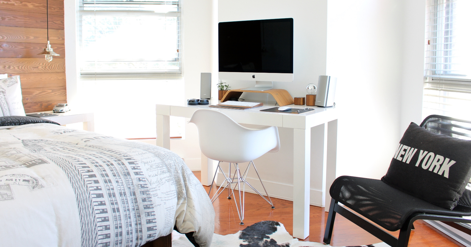 The 7 Best Dorm-Friendly Gadgets for Heading Back to College
