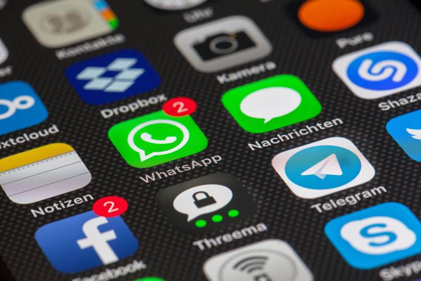Why Do Smartphones Make Us So Unproductive? Here’s What You Can Do About It
