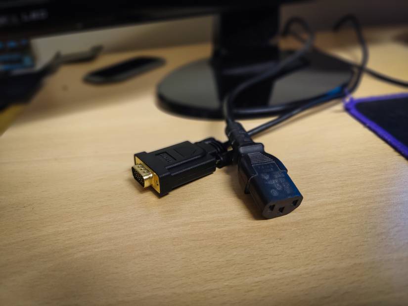 Need to Use Two Displays? Here’s How to Set Up Dual Monitors