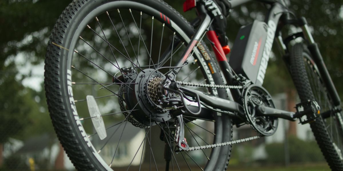 Metakoo Cybertrack 300 eBike Review: A Mountain Bike for Urban ...