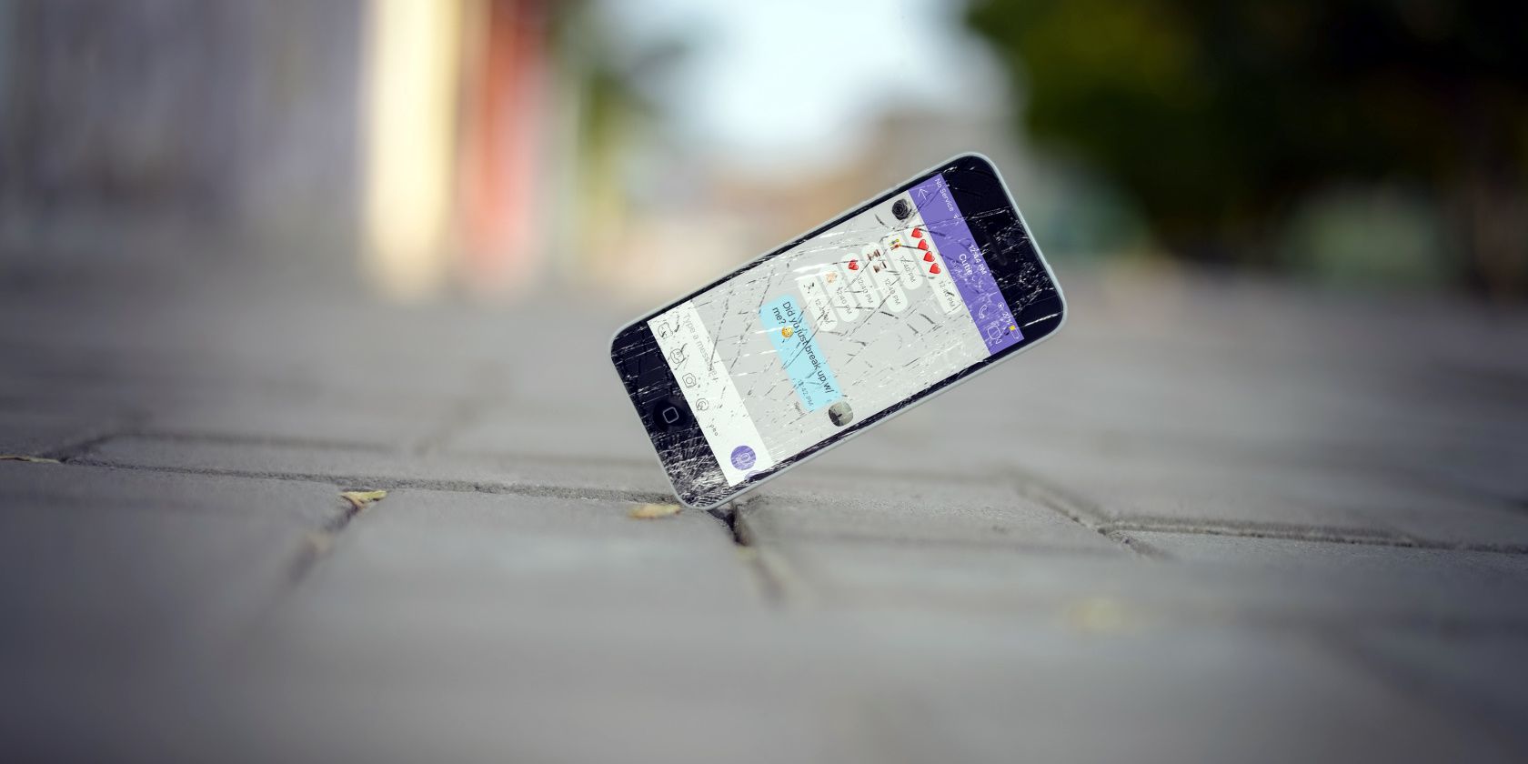 How to Check if Your Phone Has an AMOLED or LCD Screen