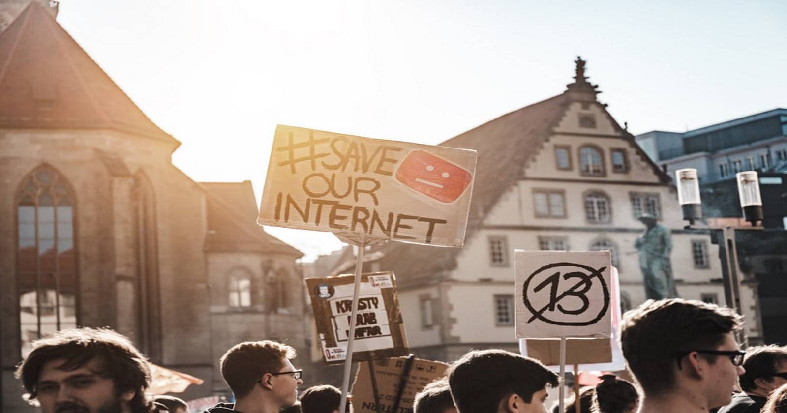 Nothing Gets Deleted From the Internet, Ever. Here's How.