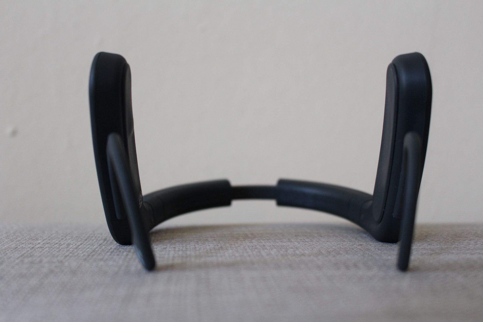 Cove Review: Stress-Reducing Vibrations at a Stress-Inducing Price