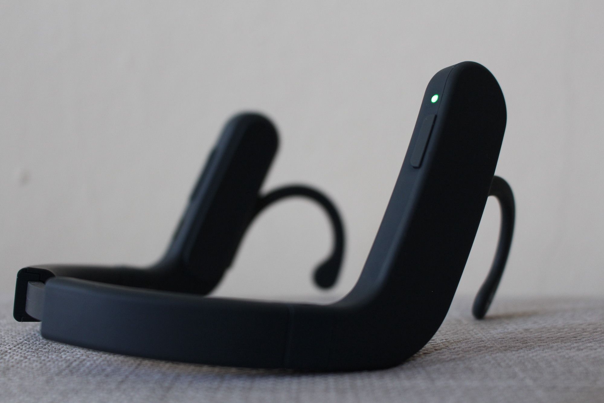 Cove Review: Stress-Reducing Vibrations at a Stress-Inducing Price
