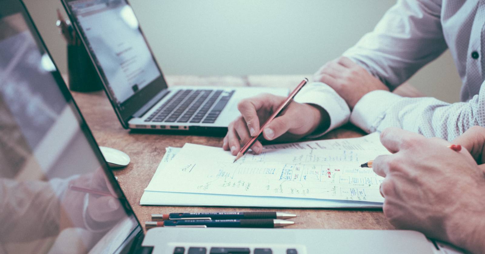 Updating Your CV on Indeed? Here’s Why Your Employer May Be Notified