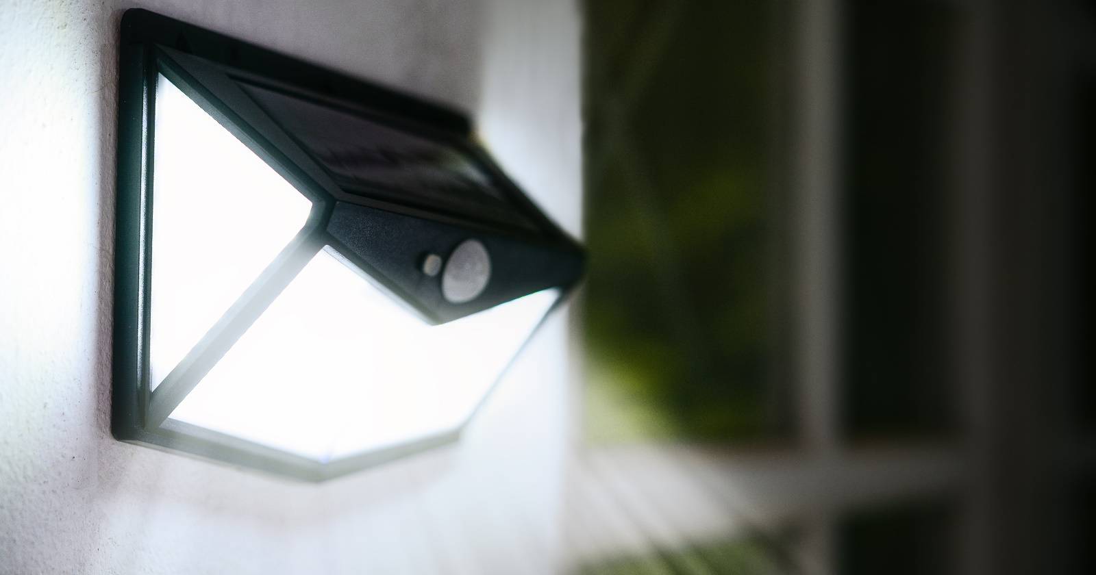What Is a Motion Sensor, and How Does It Work?