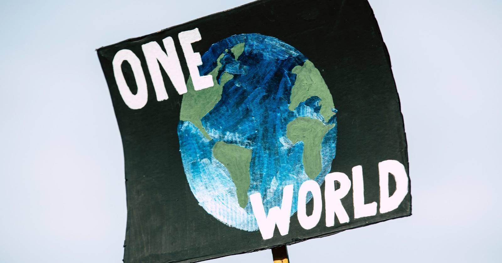 Reduce Your Carbon Footprint and Fight Climate Change With These 7 Apps