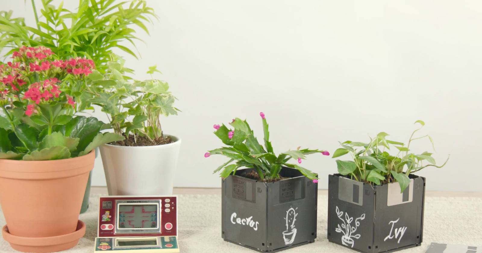 6 Useful Things You Can Create With Your Old Floppy Disks