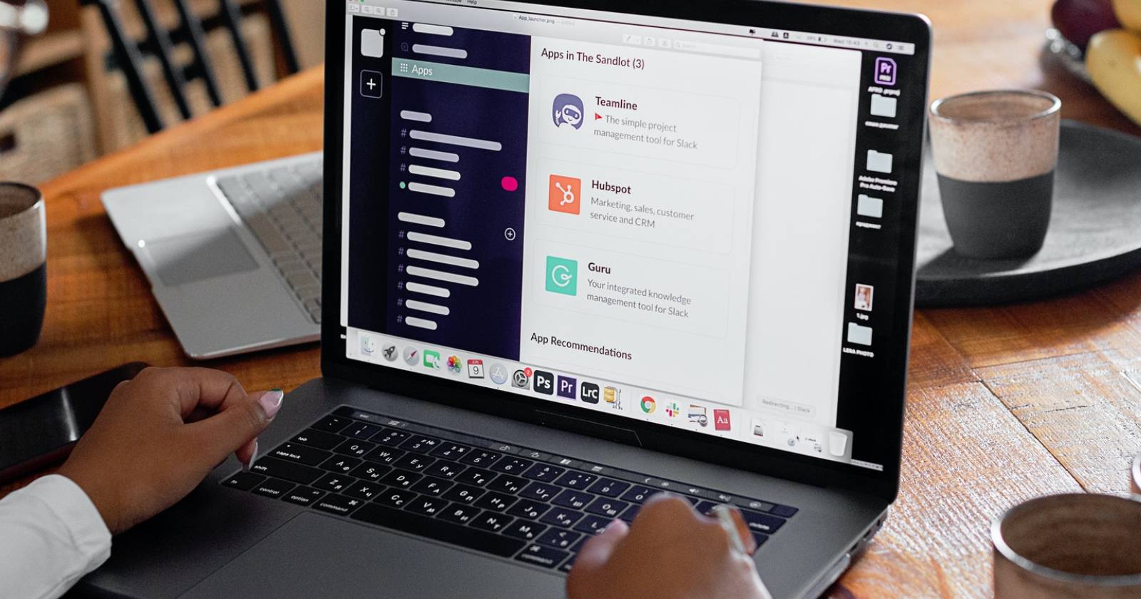 How to Choose a Slack Theme (or Make Your Own)