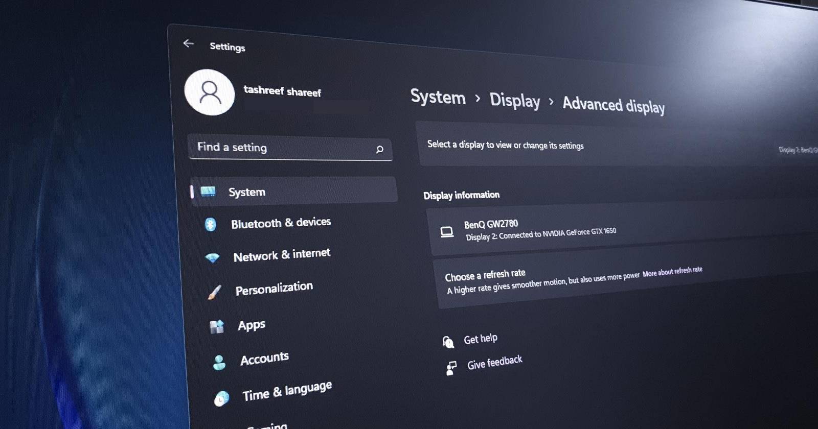 How to Restore a Missing Profile Picture in Windows 10 and 11