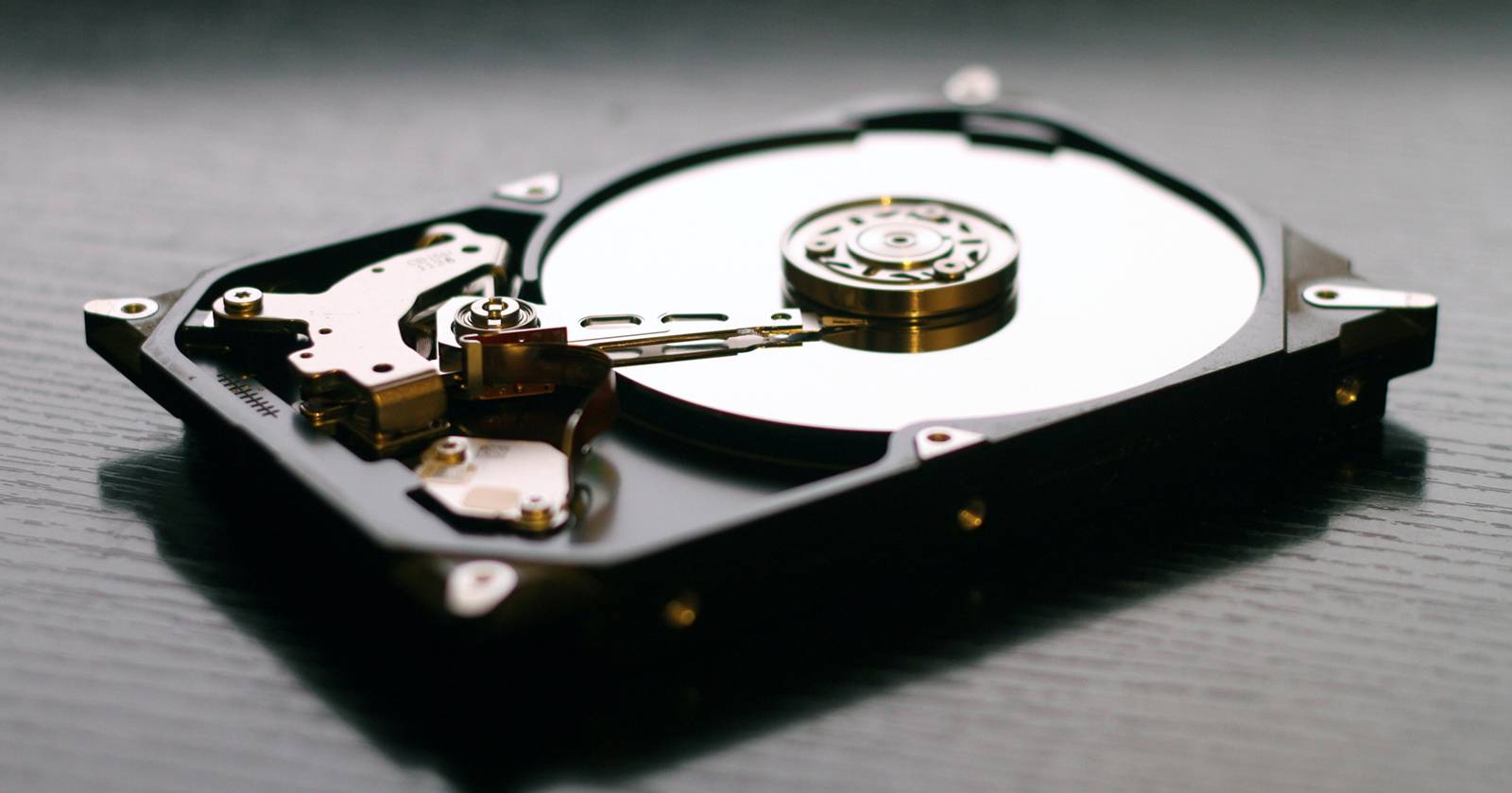 How to Make Windows Ignore an External HDD and Boot Faster