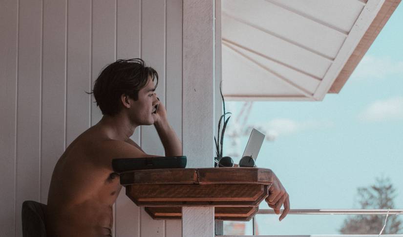 9 Ways to Make Working From the Beach Easier