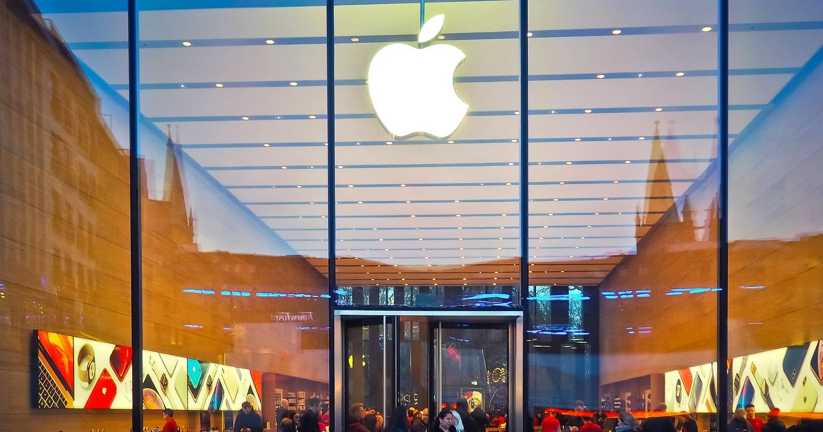 How to Get Tech Support for Your iPhone With the Apple Support App