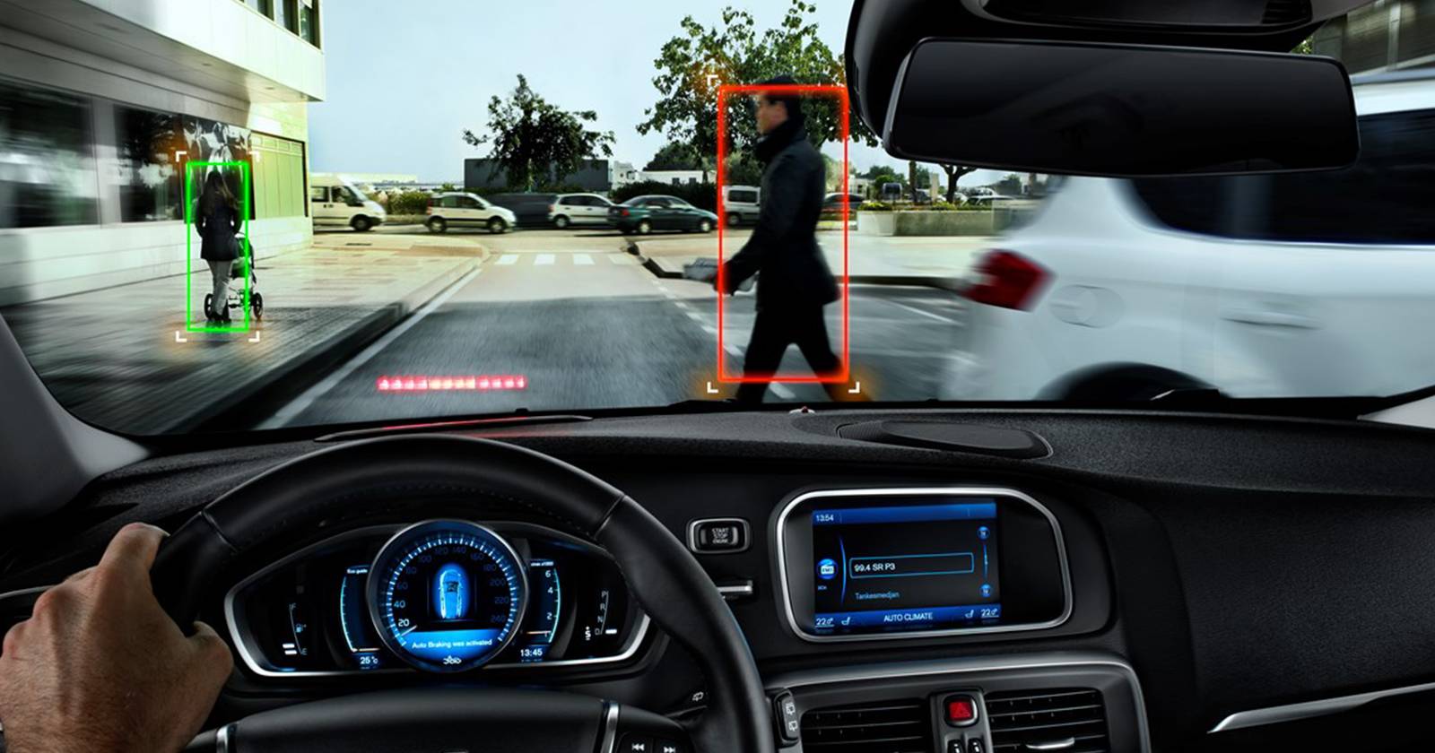 How Does a Car HUD Work?